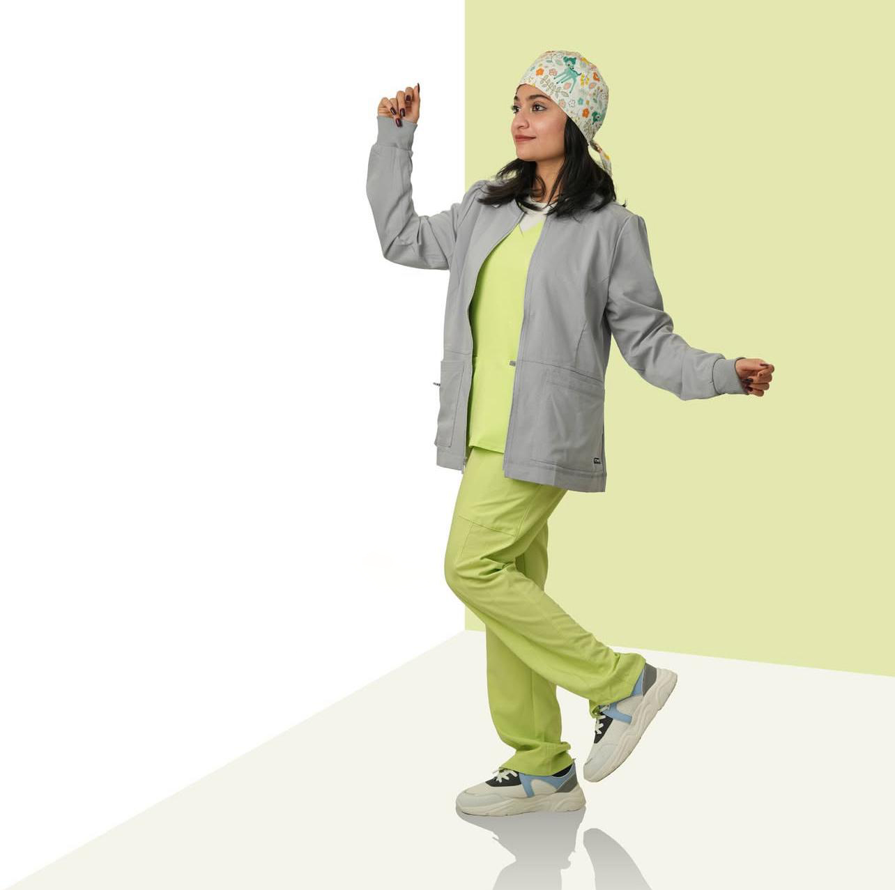 Buy Scrubs in Qatar | Medical Scrubs & Nursing Uniforms Online | Scrub
